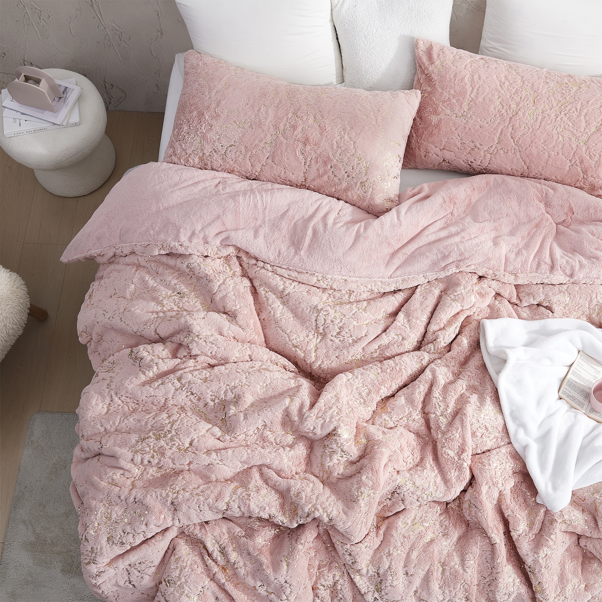 Pink and gold comforter store